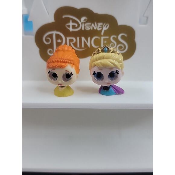 Disney | Toys | 2 Disney Doorables Series Anna And Elsa From Frozen In ...
